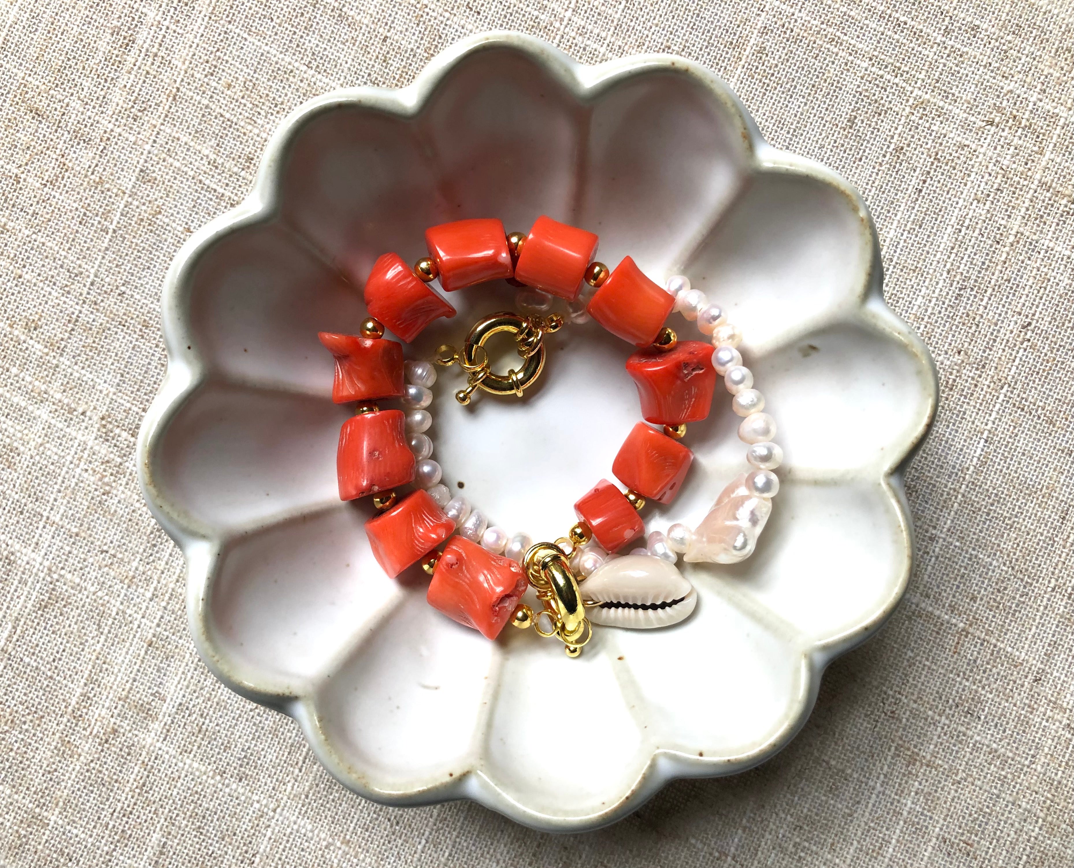 Handmade Ceramic Flower Shape Plate 12cm – les orêves